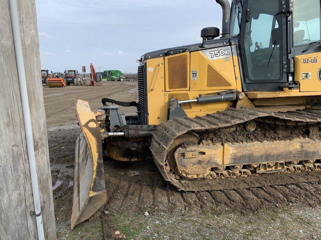 John Deere 750K LGP
