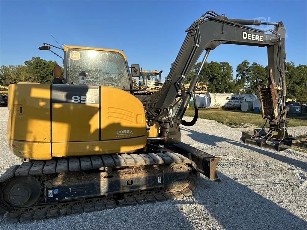 John Deere 85G