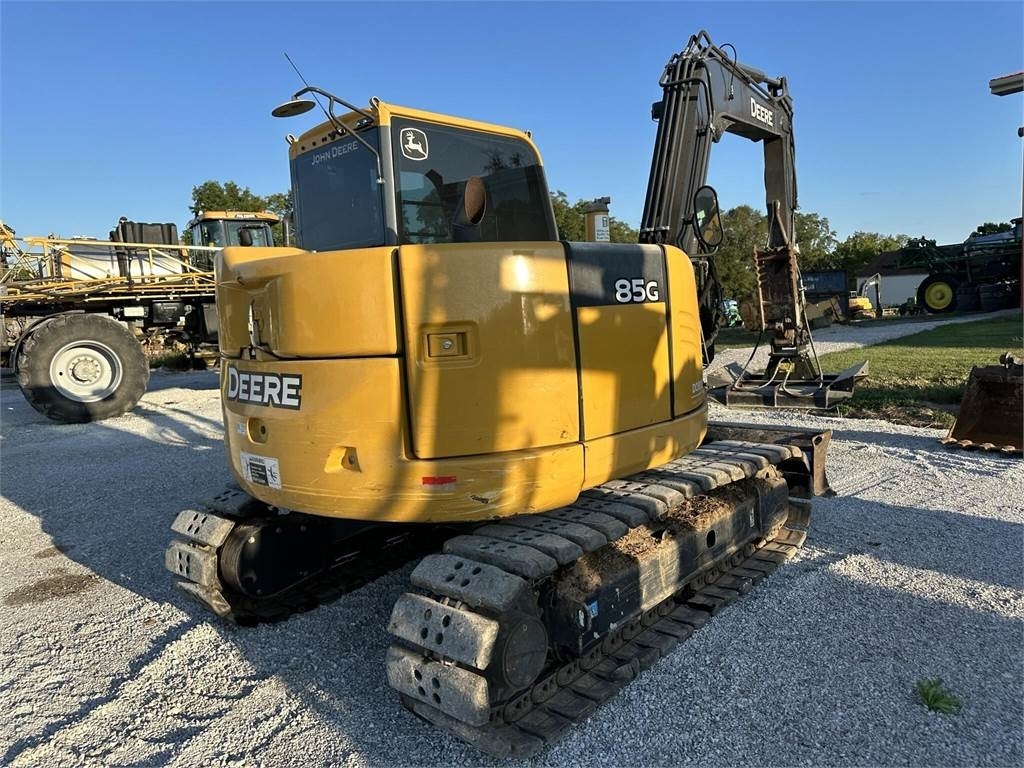 John Deere 85G