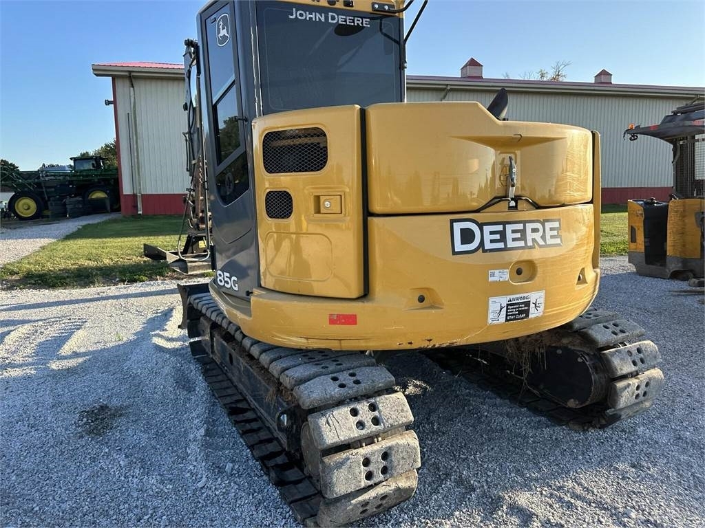John Deere 85G