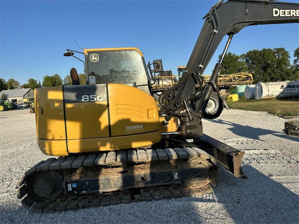 John Deere 85G