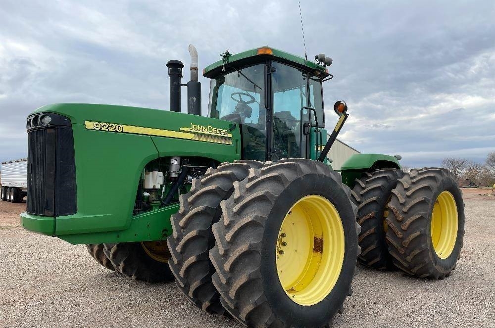 John Deere 9220