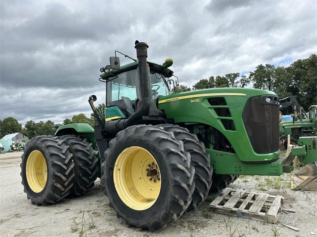 John Deere 9430