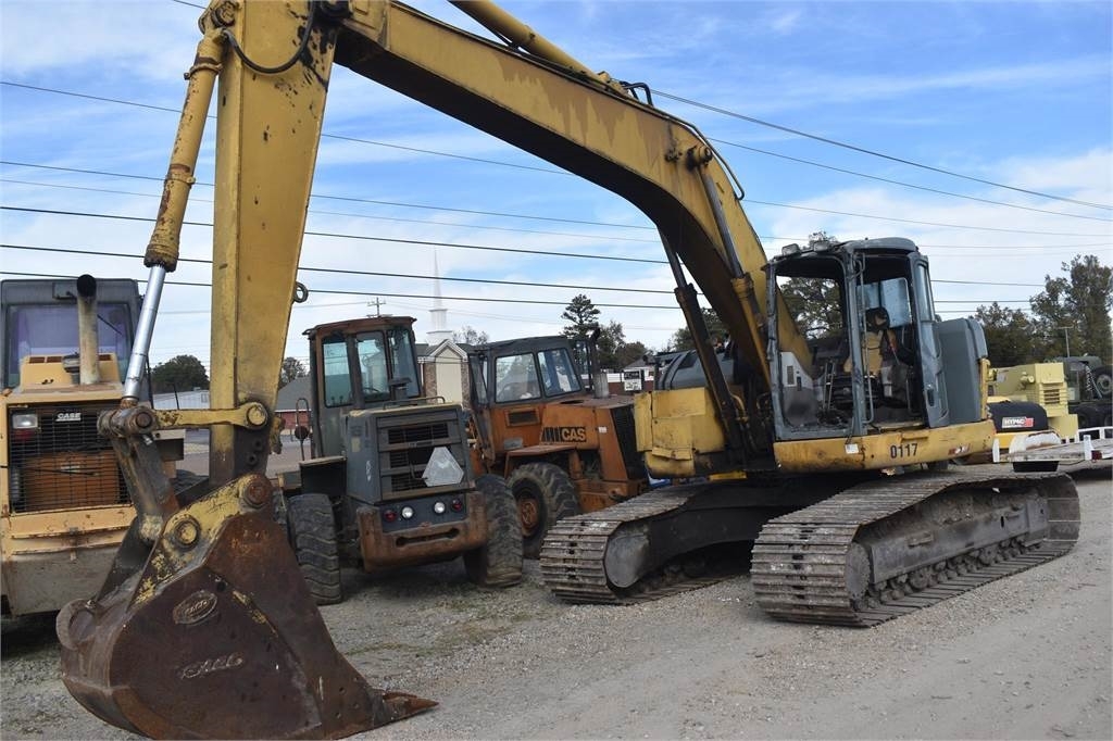 Komatsu PC228US LC-3