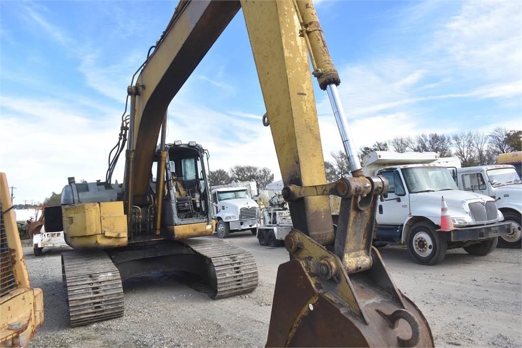 Komatsu PC228US LC-3