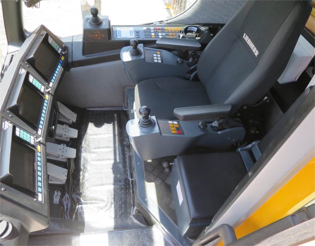 Liebherr LR1600-2 - Crawler Cranes - Construction Equipment - Quality ...