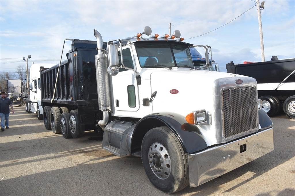 Peterbilt 357