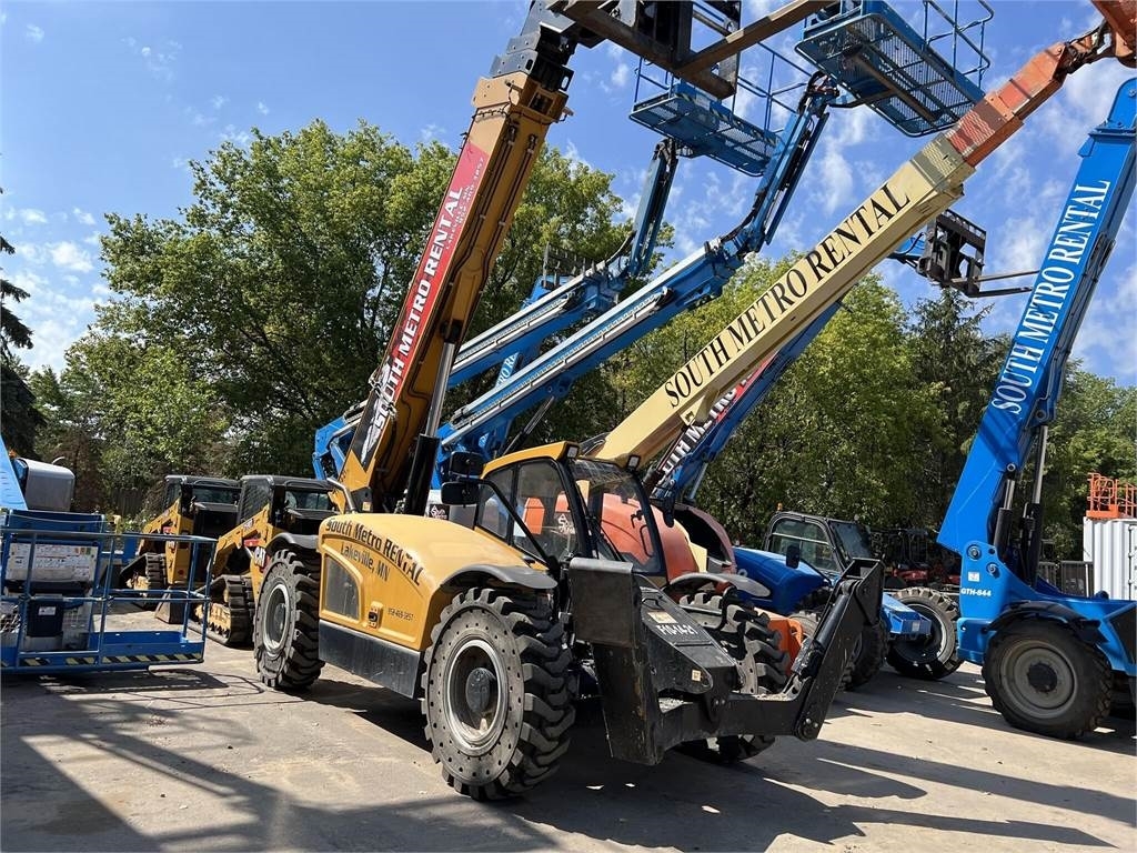 Sany STH1056A