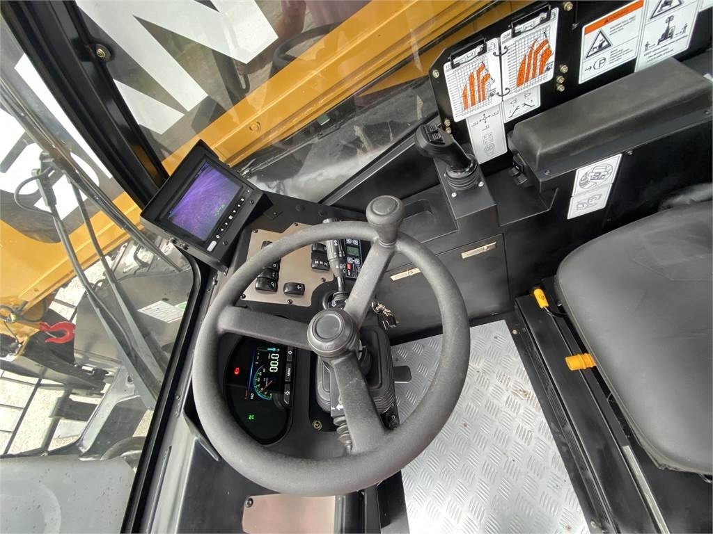 Sany STH1256A