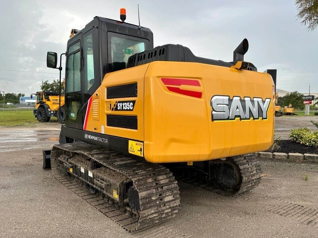 Sany SY135C