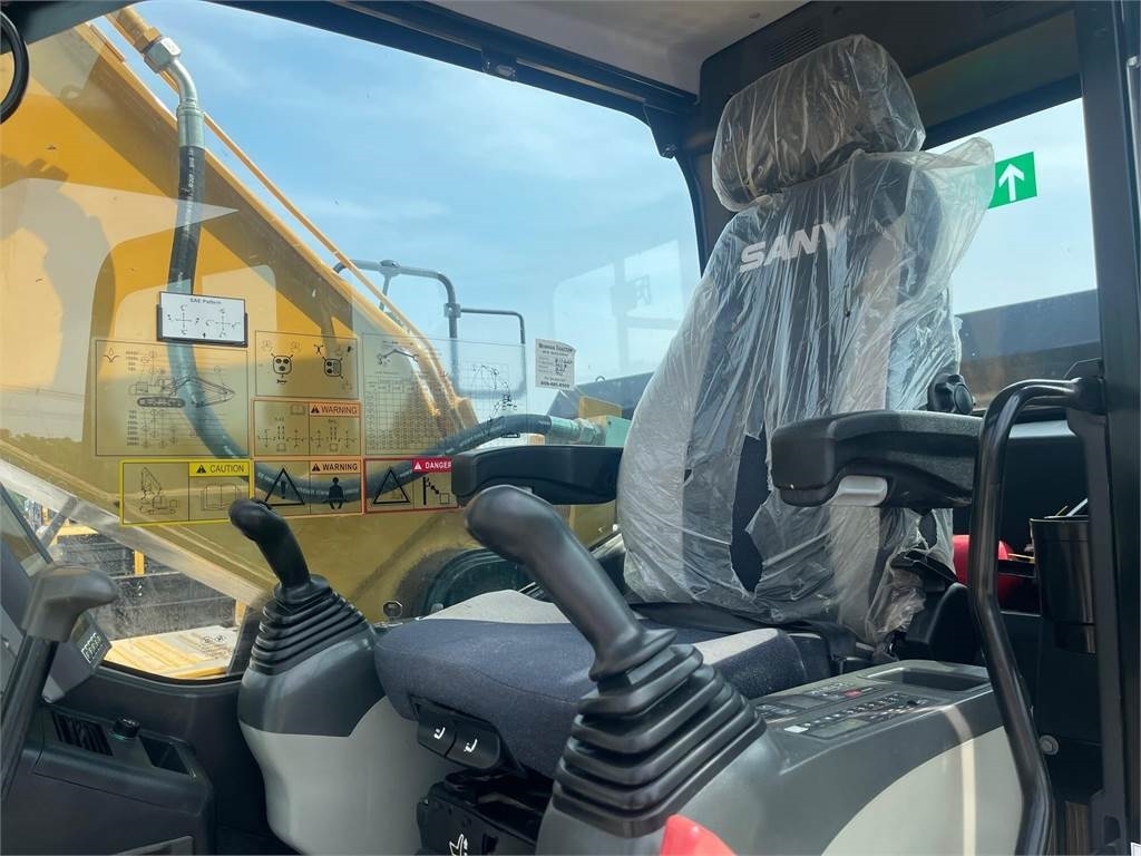 Sany SY265CLR