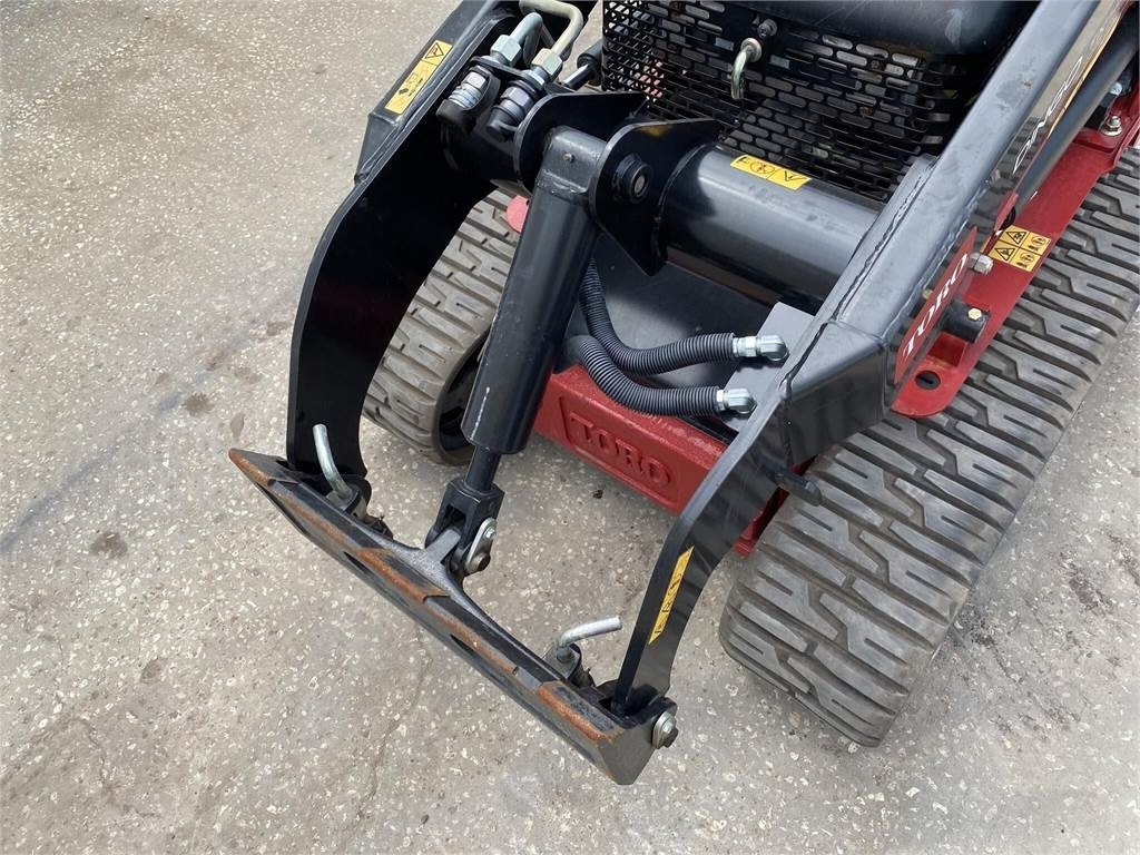 Toro DINGO TX427W