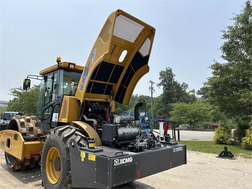 XCMG CV123PDU