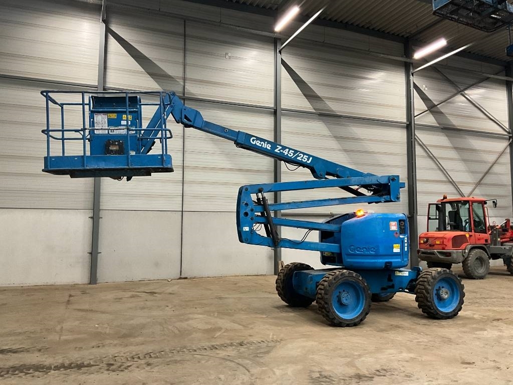 Genie Z 45/25 - Knikarmhoogwerkers - Bouw - Geuens Machinery