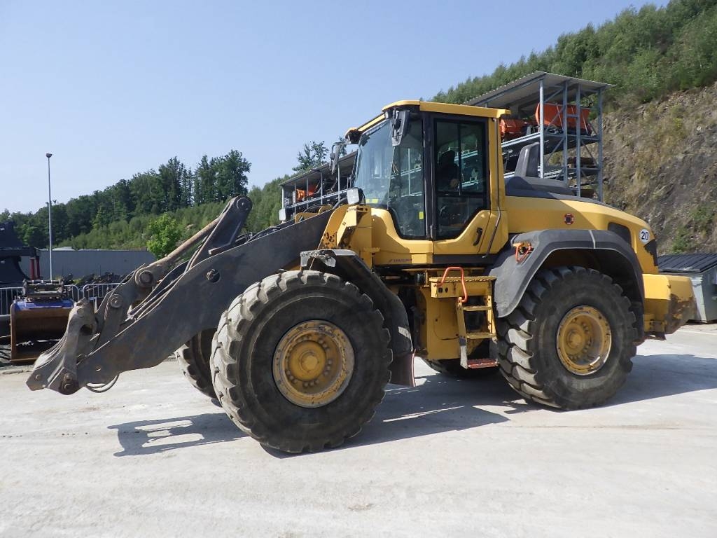 Volvo L 110 H LB - Wheel Loaders - Construction Equipment - Volvo CE ...