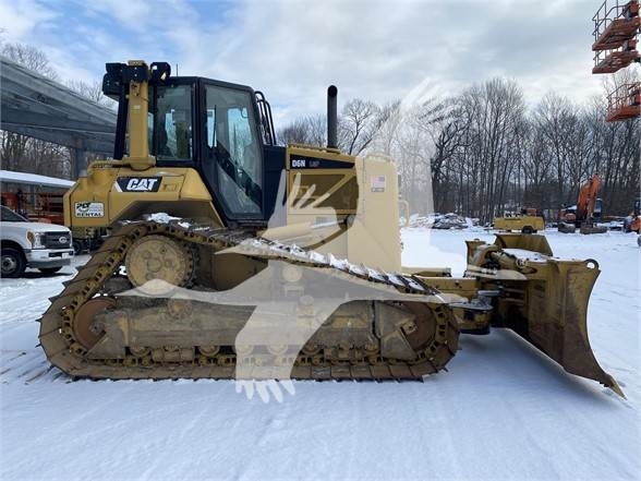 CAT D6N LGP