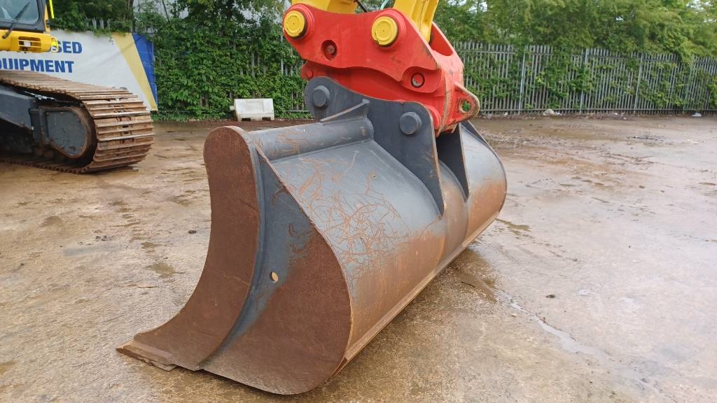 Komatsu PC 490 LC-11 - Crawler excavators - Construction - Marubeni Komatsu