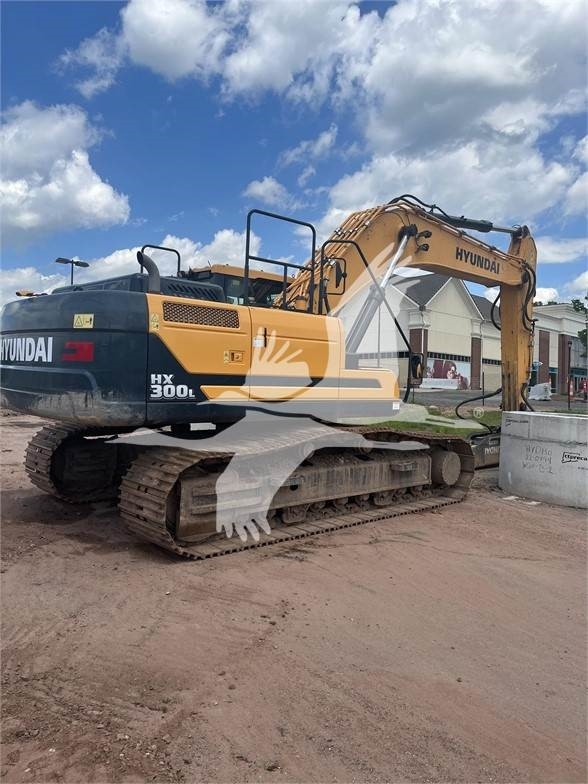Hyundai HX300L