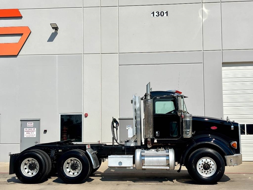Peterbilt 378