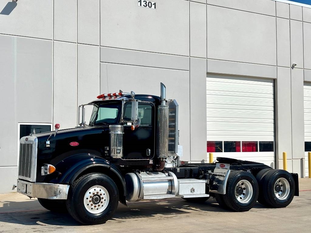 Peterbilt 378