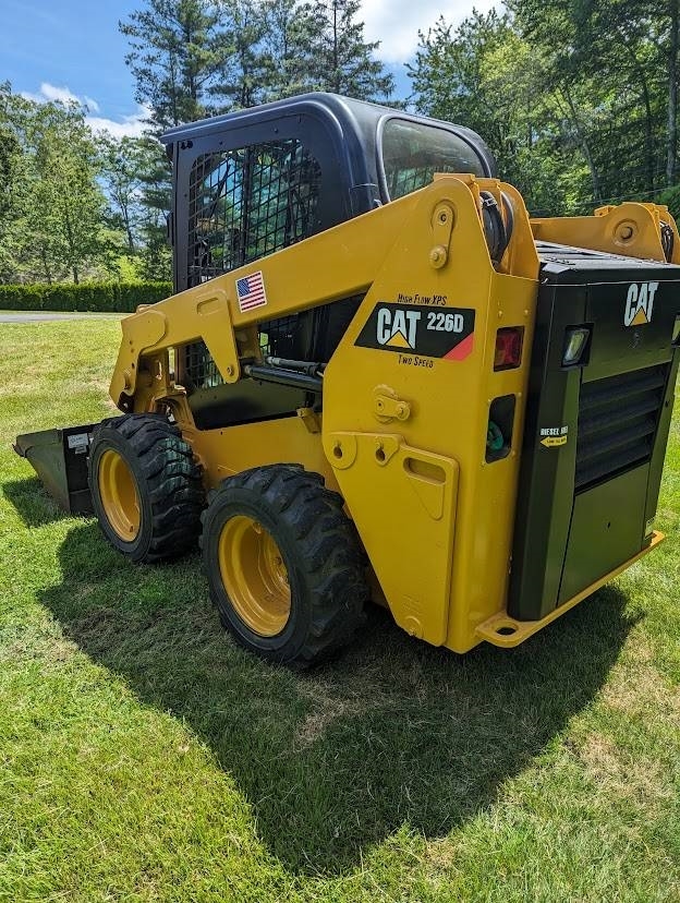 CAT 226 D