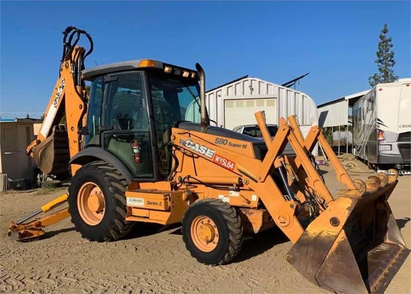 Case 580 SUPER M SERIES