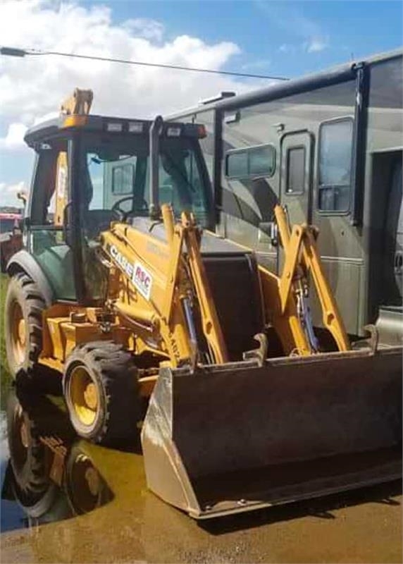 Case 580 SUPER M SERIES