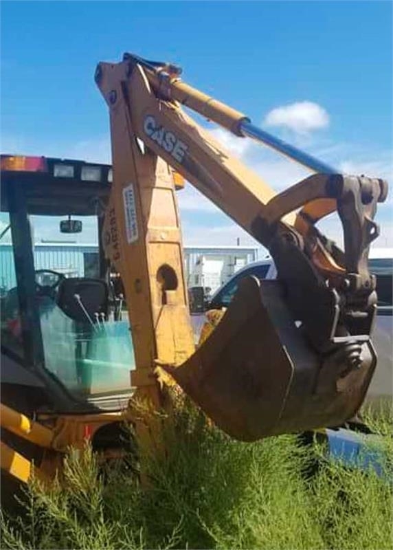 Case 580 SUPER M SERIES