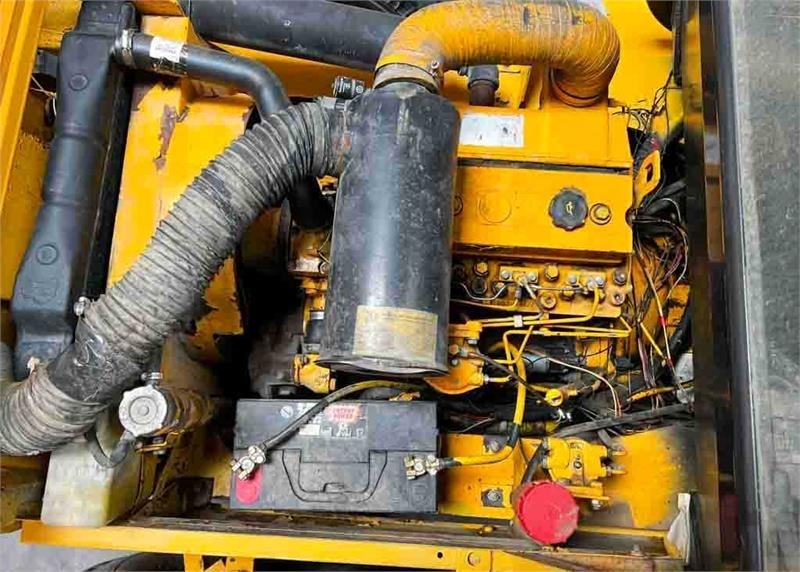 JCB 930