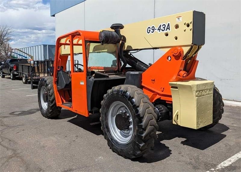 JLG Gradall G9-43A