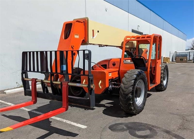 JLG Gradall G9-43A