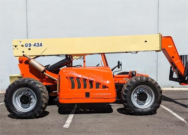 JLG Gradall G9-43A