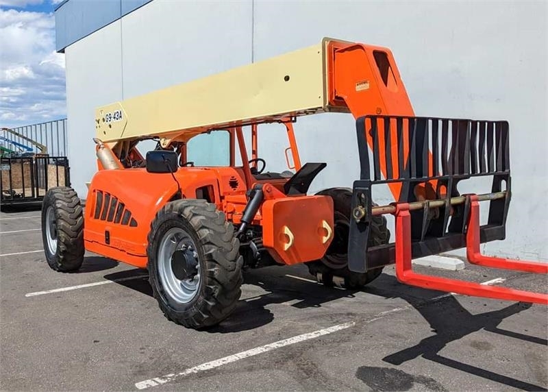 JLG Gradall G9-43A