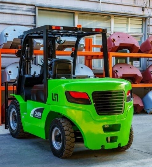 UN Forklift FB50-XYNLZ7