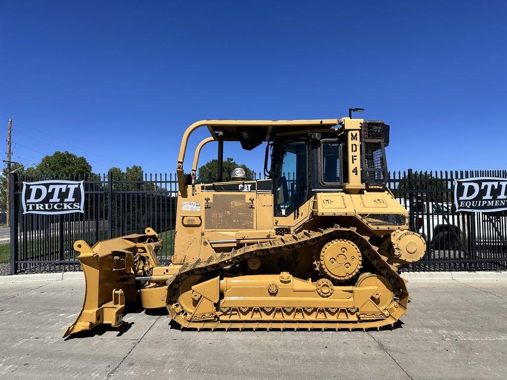 CAT D6M XL Bulldozer