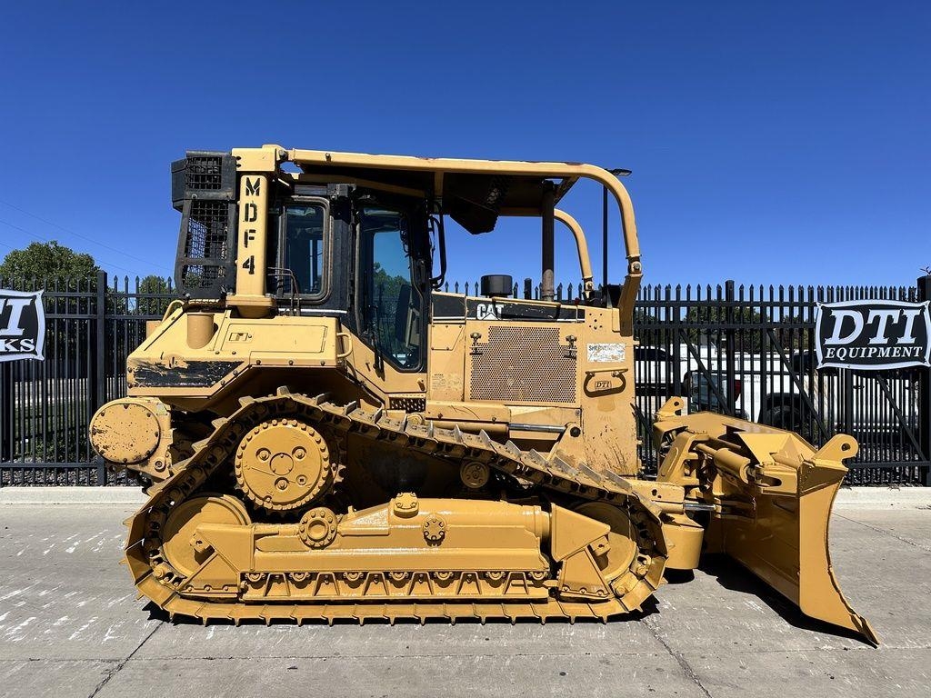 CAT D6M XL Bulldozer