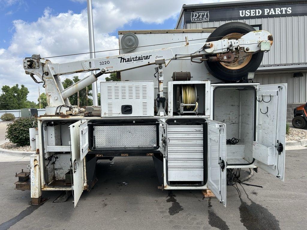 [Other] Maintainer 12'L Service Body With Crane