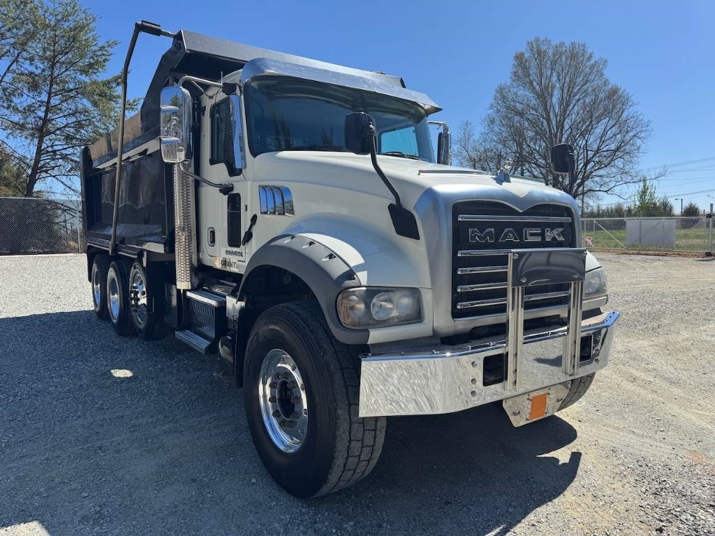 Mack Granite GU 433