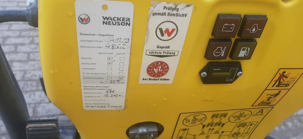 Wacker Neuson 803 - Tracked / Mini excavators - Products - Wacker Neuson