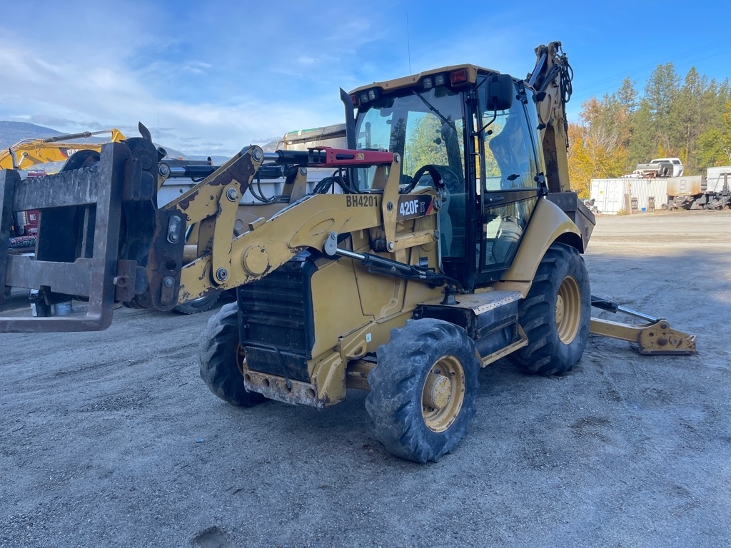 CAT 420F IT