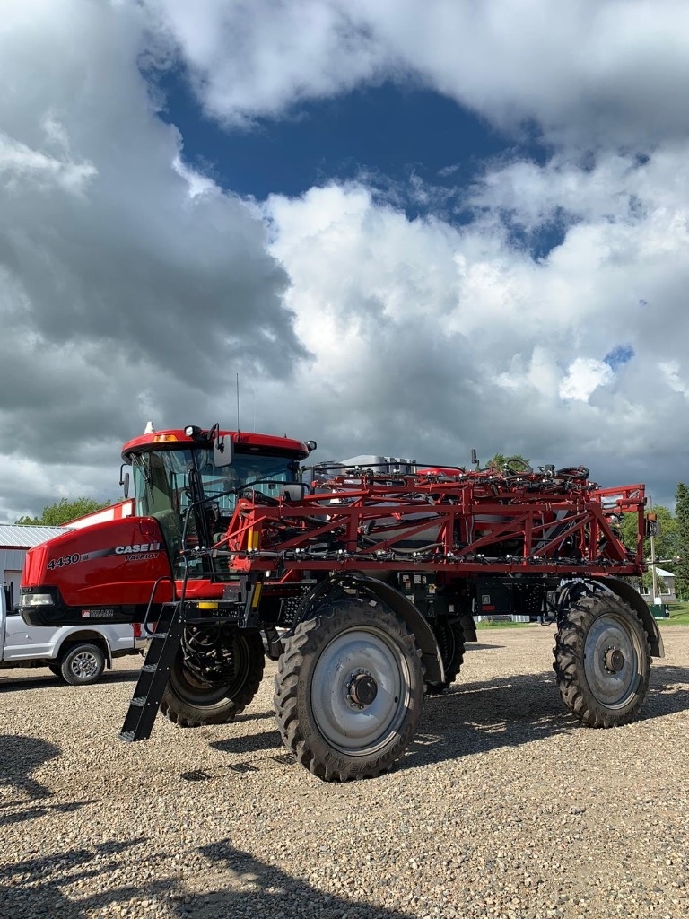 Case IH 4430 - Self-propelled sprayers - Agriculture - Reesink Used ...