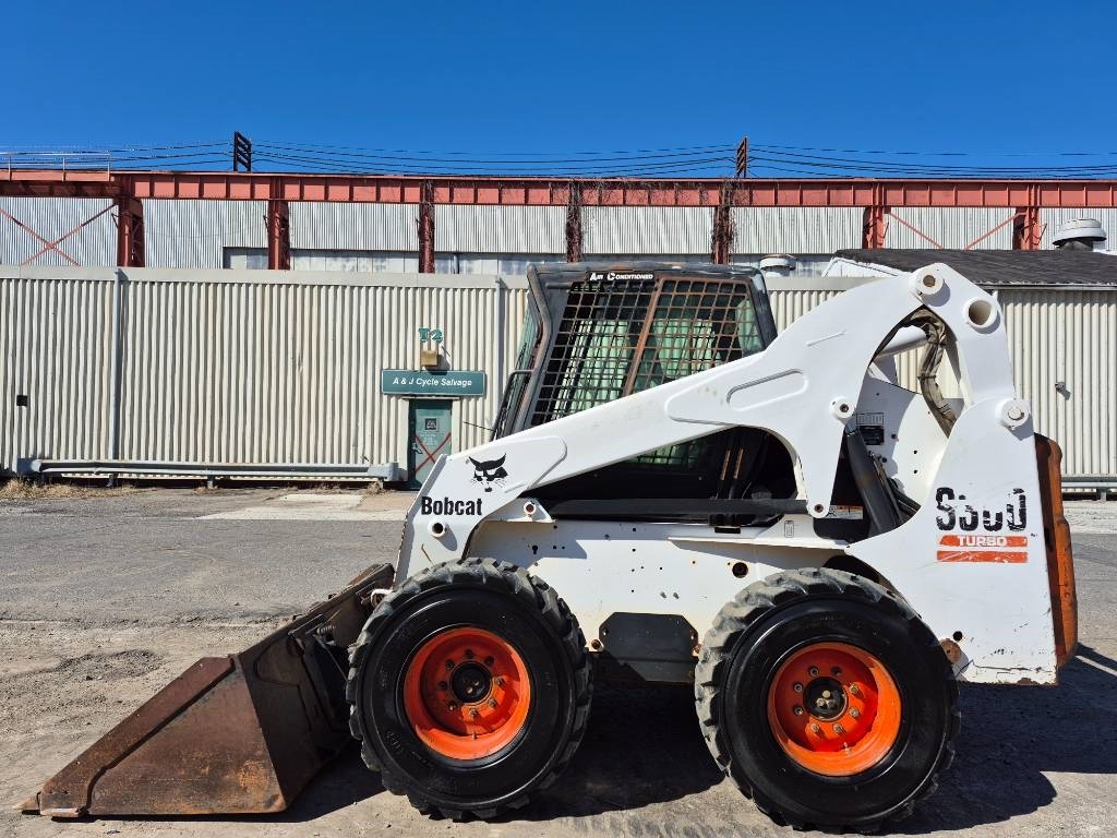 Bobcat S 300