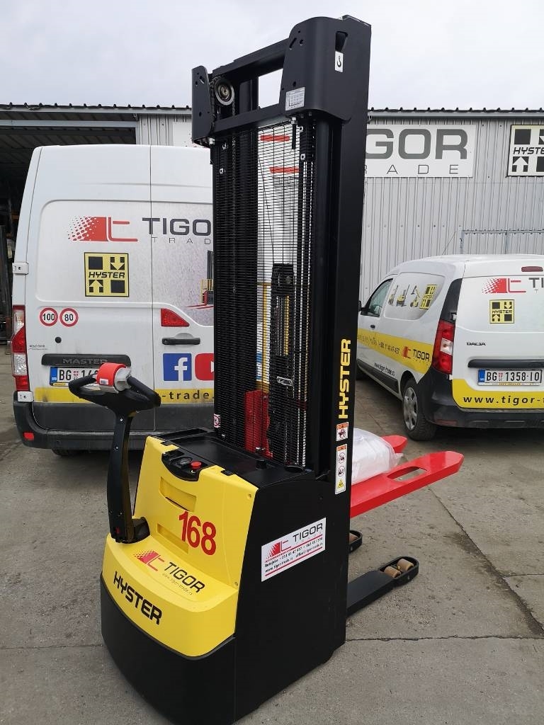 Hyster S1.6 - Pedestrian stackers - Material Handling - Hyster