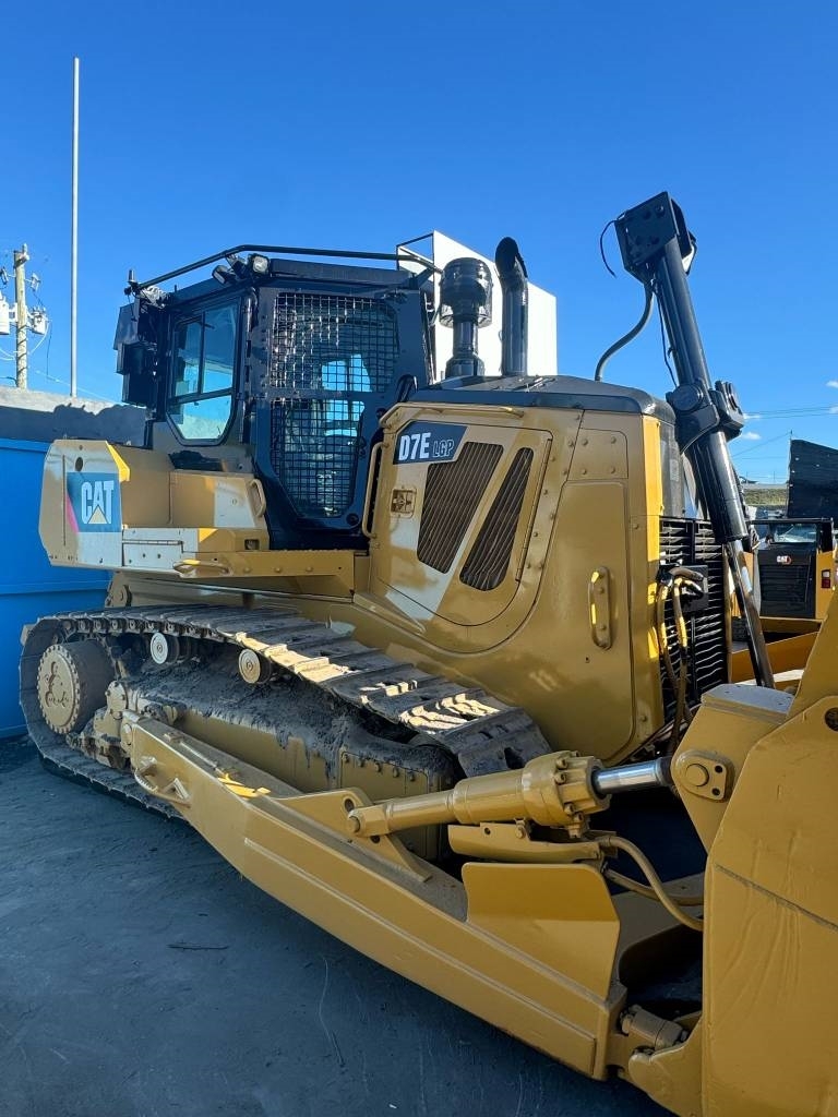 CAT D 7 E LGP