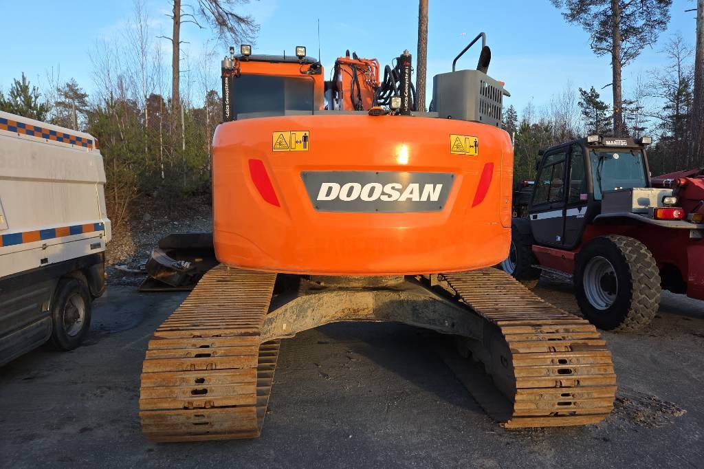 Doosan DX 235 LCR-5 Bandgrävare Short tail | Polar Machine Trading