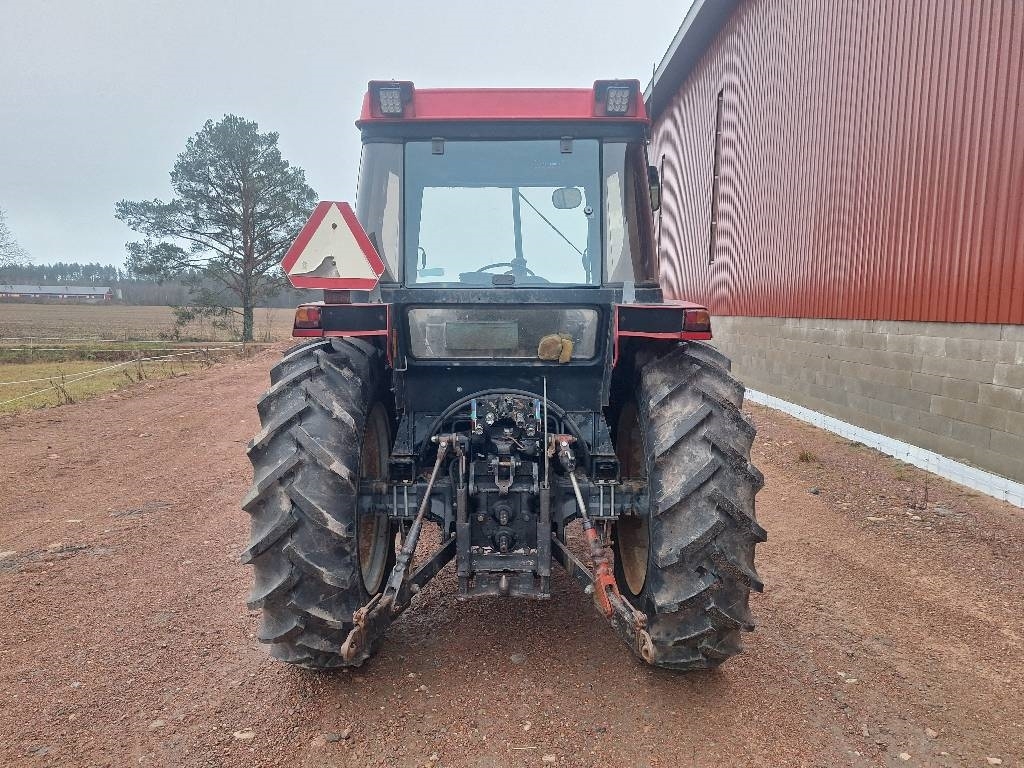 Case IH 885 XL - Traktorit - Maatalous - Agritek-vaihtokoneet