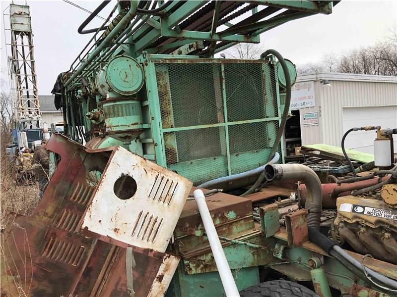 Chicago Pneumatic 650 S/S Drill Rig