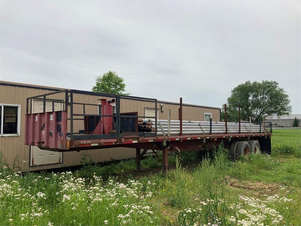 Fruehauf Drill Pipe Trailer