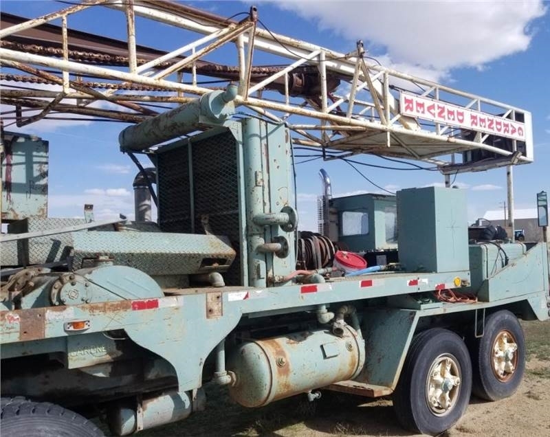 Gardner-Denver Denver 1500 drill rig