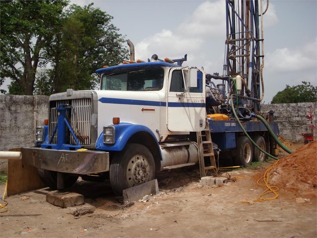 Gardner-Denver Denver 1500 Drill Rig